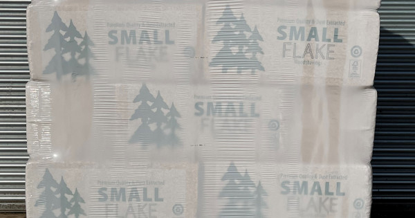 Small Flake Shavings Pallet